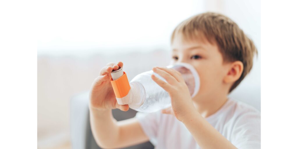 CÓMO USAR UNA CÁMARA DE INHALACIÓN | FARMACÉUTICO ONLINE